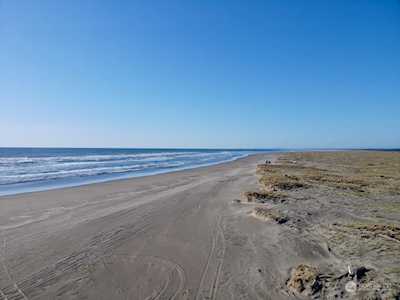 Grayland Waterfront Homes (Local Waterfront Specialists)