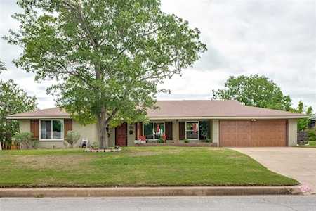 Everything You Need To Know About Living In Ridgmar, Fort Worth