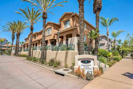 9 Reasons Mission Valley San Diego Is a Great Place to Live in 2024 | 2025