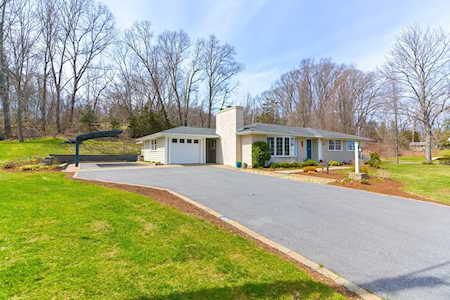 Mid-Century Modern Style Homes for Sale in Massachusetts - Signal Real ...