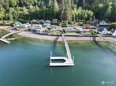 Waterfront Homes for Sale in Hood Canal