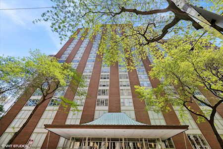 Ambassador House Condos For Sale Chicago, IL | 1325 N State Ave
