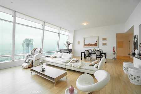 Downtown Los Angeles Luxury Condos