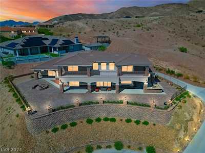Clearview Estates Homes for Sale in Las Vegas, NV | @seevegashomes