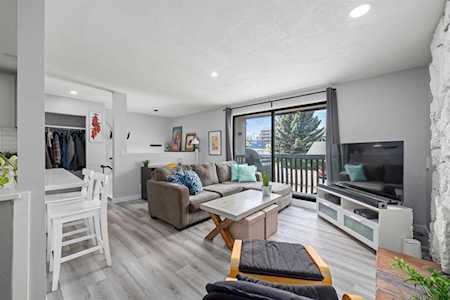 Calgary Bi-level Style Homes for Sale