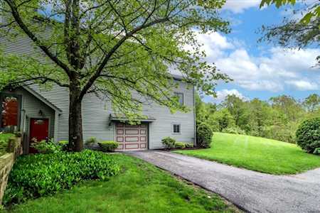 Brookfield Condos For Sale - Brookfield CT Condominiums