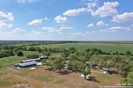 South Texas Ranches, Farms and Land For Sale