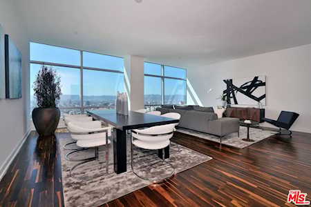 Downtown Los Angeles Luxury Condos