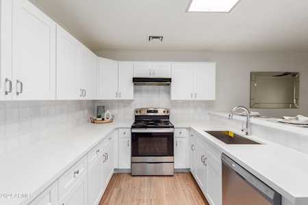 Brandon Howe | HoweRealtyGroup.com