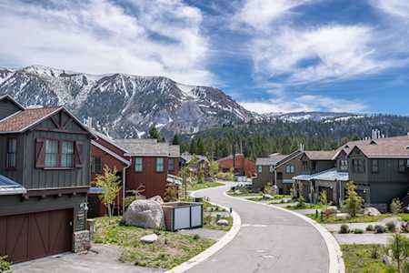 Mammoth Lakes Meadow Area / Mammoth Creek Condos ...