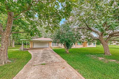 Houston Homes With Acreage For Sale - Houston Acreage Properties