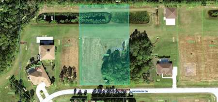 Airpark and Fly-In Communities in Florida - Homes With Airplane Hangars ...