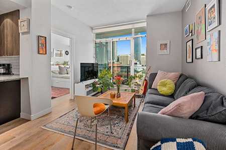 Houses for Sale in Calgary City Centre | City Centre Real Estate