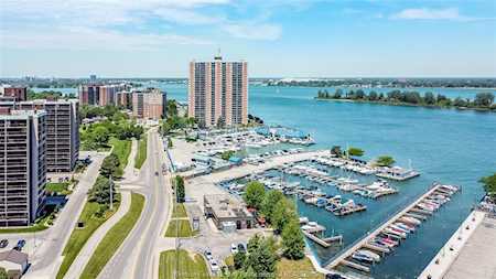 Riverside Drive Homes For Sale Windsor - Riverside Drive Real Estate
