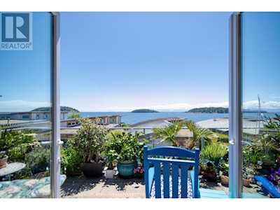 Sechelt Waterfront For Sale & MLS® Listings | Loyal Homes