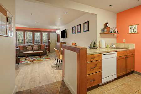 Inn Of The 7Th Mtn. Condos for Sale Bend Oregon | Bend Real Estate ...