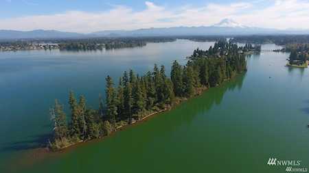 Lake Tapps Waterfront Homes (Local Waterfront Specialists)