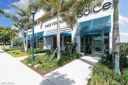 SoCe Flats - 101 8th St S Naples FL 34102 - Old Naples Condos
