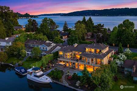 Bellevue Waterfront Homes For Sale - Bellevue WA Waterfront Real Estate