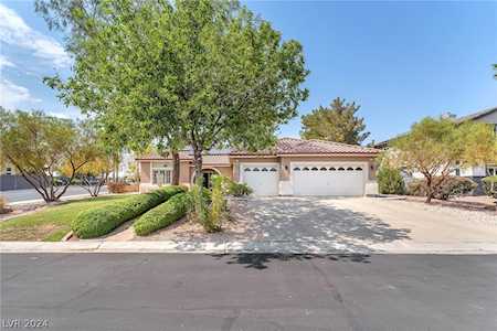 Deerbrooke Estates Homes for Sale in Las Vegas, NV | @seevegashomes
