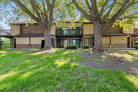 Royal Court Condominiums for Sale in Fox Crossing WI | Condos Real Estate