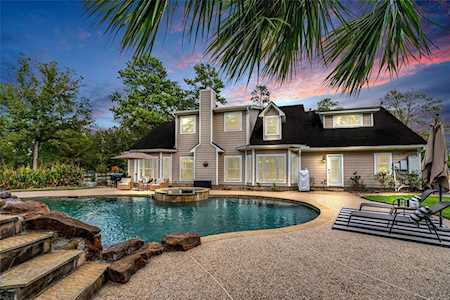 Gated Neighborhoods In and Around The Woodlands, Texas