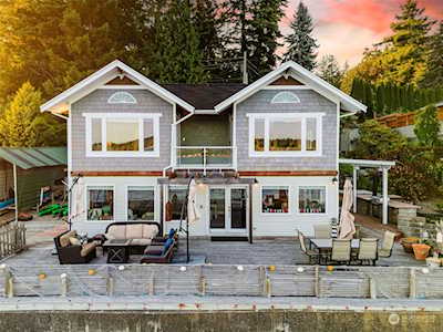 Key Peninsula Waterfront Homes (Local Waterfront Specialists)