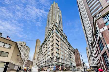 Chicago High-Rise Condos For Sale