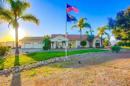 9 Reasons Valley Center San Diego Is a Great Place to Live in 2024 | 2025