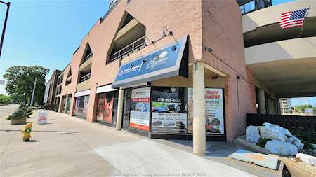 Waterfront Homes For Sale in Southwest Ontario - Waterfront Real Estate