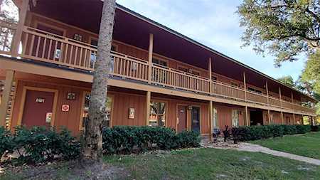 Airpark and Fly-In Communities in Florida - Homes With Airplane Hangars ...