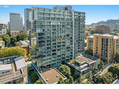 Eliot Tower Condos Portland | 1221 SW 10th Ave