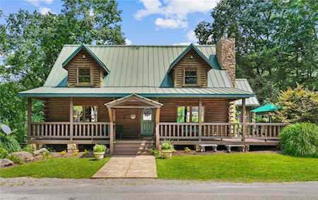 Log Homes and Log Cabins For Sale Near Pittsburgh