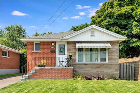 Hamilton Homes With An In-Law Suite For Sale - Hamilton, Ontario