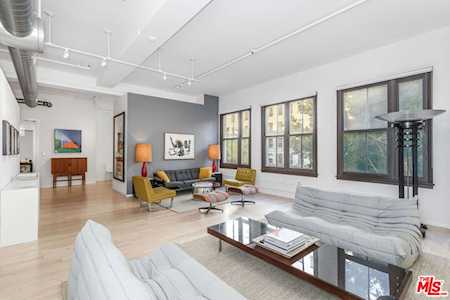 Cosmo Lofts | Hollywood Condos | 1617 Cosmo St Los Angeles, CA 90028