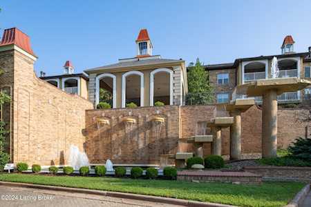 Coach Gate Condos for Sale - Louisville, KY 40207 Real Estate