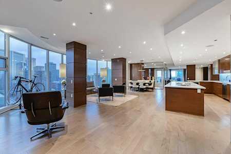 West Pointe Plaza Condos For Sale Calgary - West Pointe Plaza Real Estate