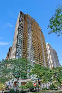 The Carlyle Condos of Chicago | 1040 Lake Shore Drive Condos