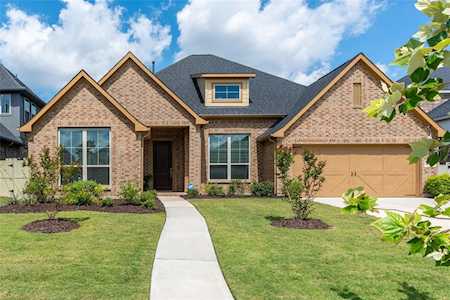 Gated Neighborhoods In and Around The Woodlands, Texas