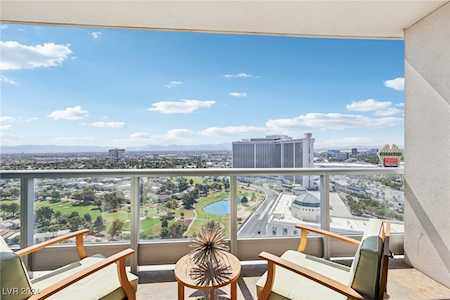 Turnberry Towers Condos For Sale - Luxury Condos Las Vegas