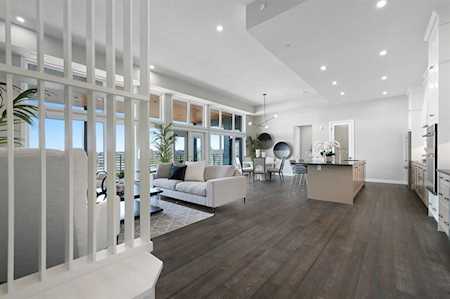 Calgary Condos & Lofts For Sale