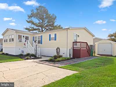 Mariners Cove MHC Waterfront Mobile Home Park - Millsboro Delaware