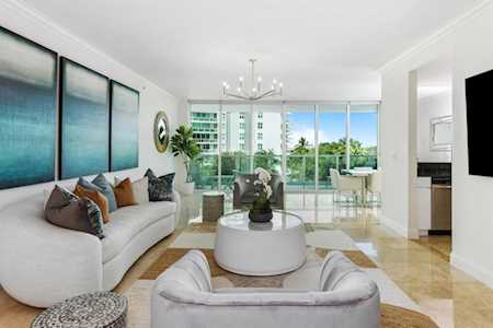Townsend Place Condos for Sale Downtown Boca Raton | BocaLuxuryCondos.com