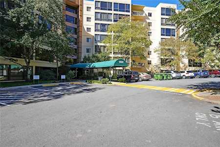 Clairmont Place Condos for Sale in Decatur | 1800 Clairmont Lake