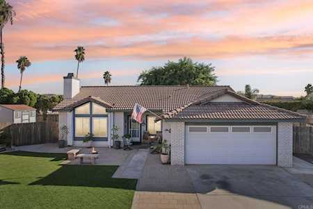 9 Reasons Lakeside San Diego is a Great Place to Live in 2024 | 2025