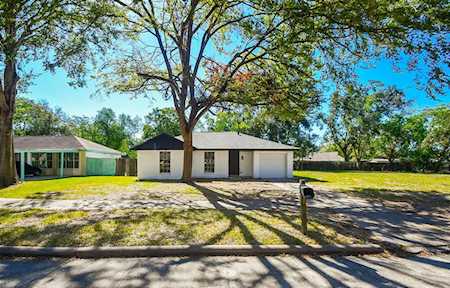 Houston Homes With Acreage For Sale - Houston Acreage Properties