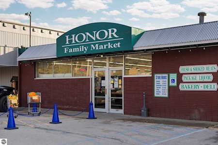 Honor Real Estate - Commercial Real Estate for Sale in Honor
