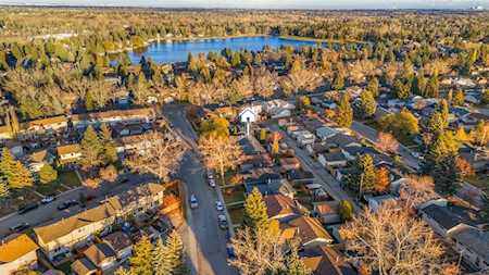 Favourite Calgary Lake Communities in 2023