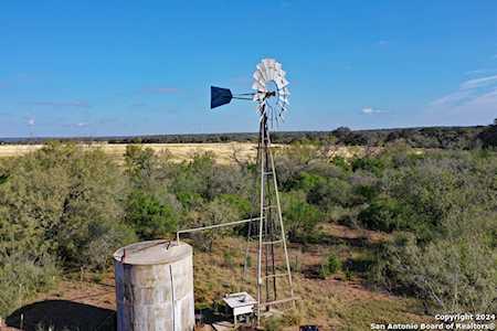 South Texas Ranches For Sale - South TX Hunting Ranches