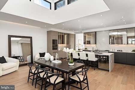 Pier 5 Condos for Sale | 7 North Columbus Blvd Philadelphia